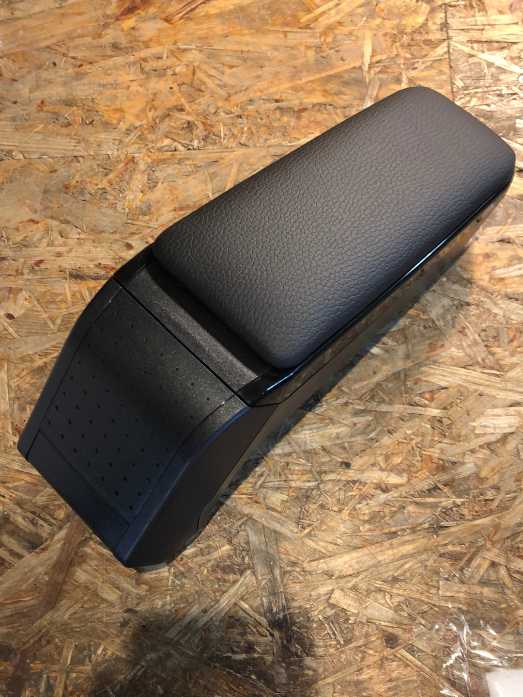 Original GM Opel Adam Mittelarmlehne schwarz Neu – Oldtimer Thimm